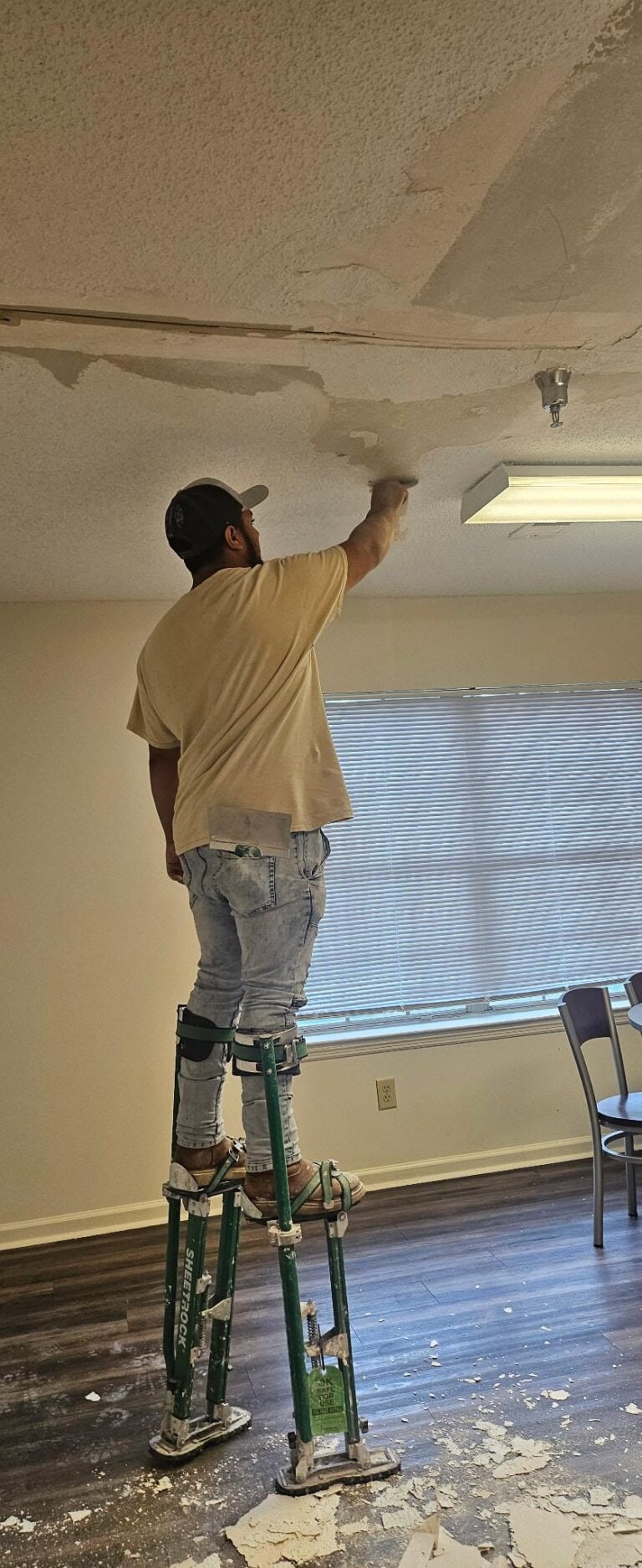 How to Repair Termite Damage in Drywall - American Striping ...